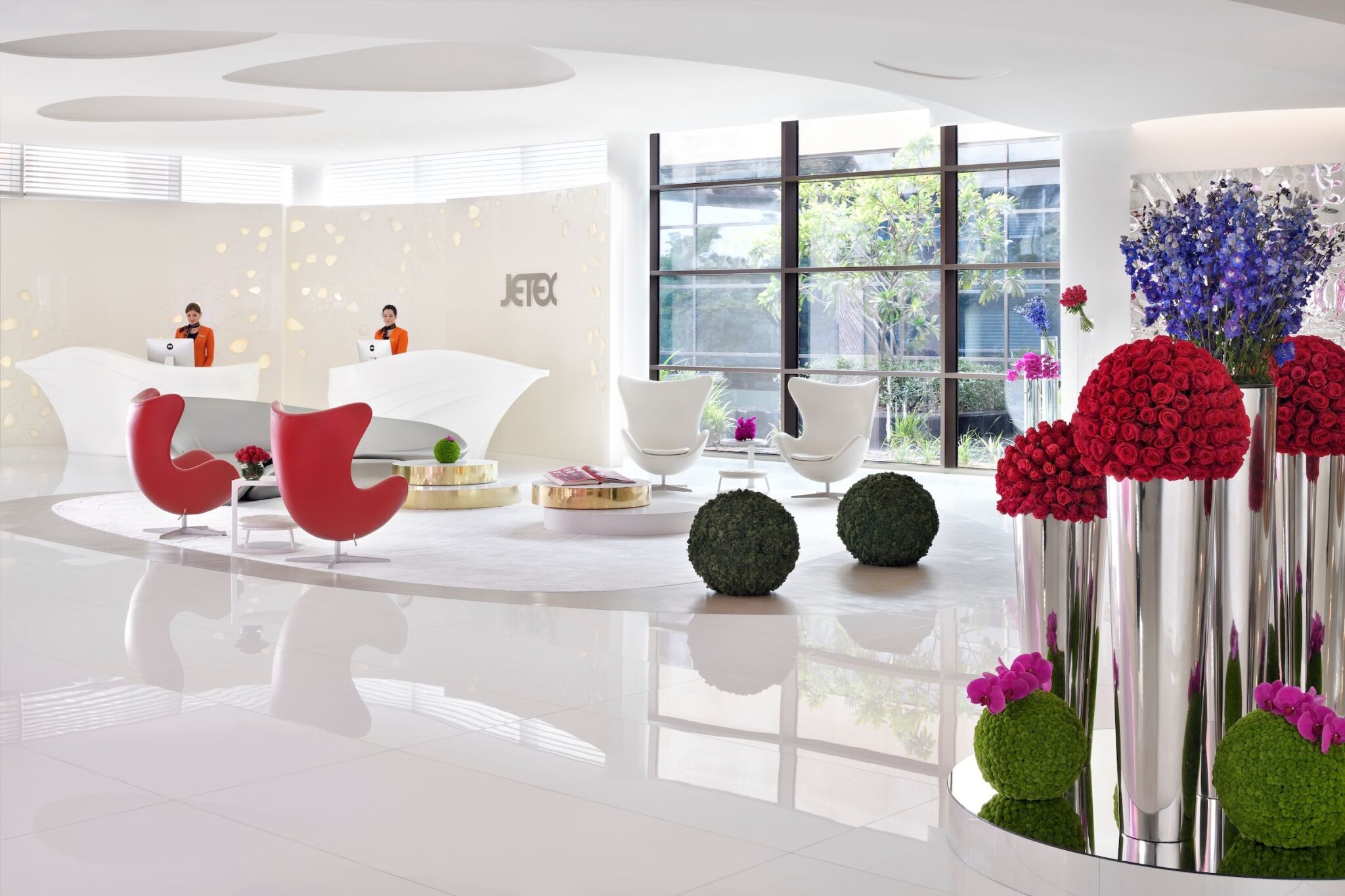 Need a New Suitcase While on the Go? Louis Vuitton’s Dubai Private Jet ...