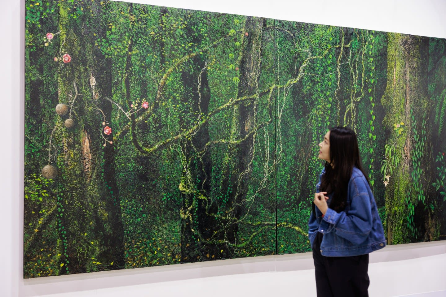 Return to Form and Function: Art Basel Hong Kong 2023 Showcases ...