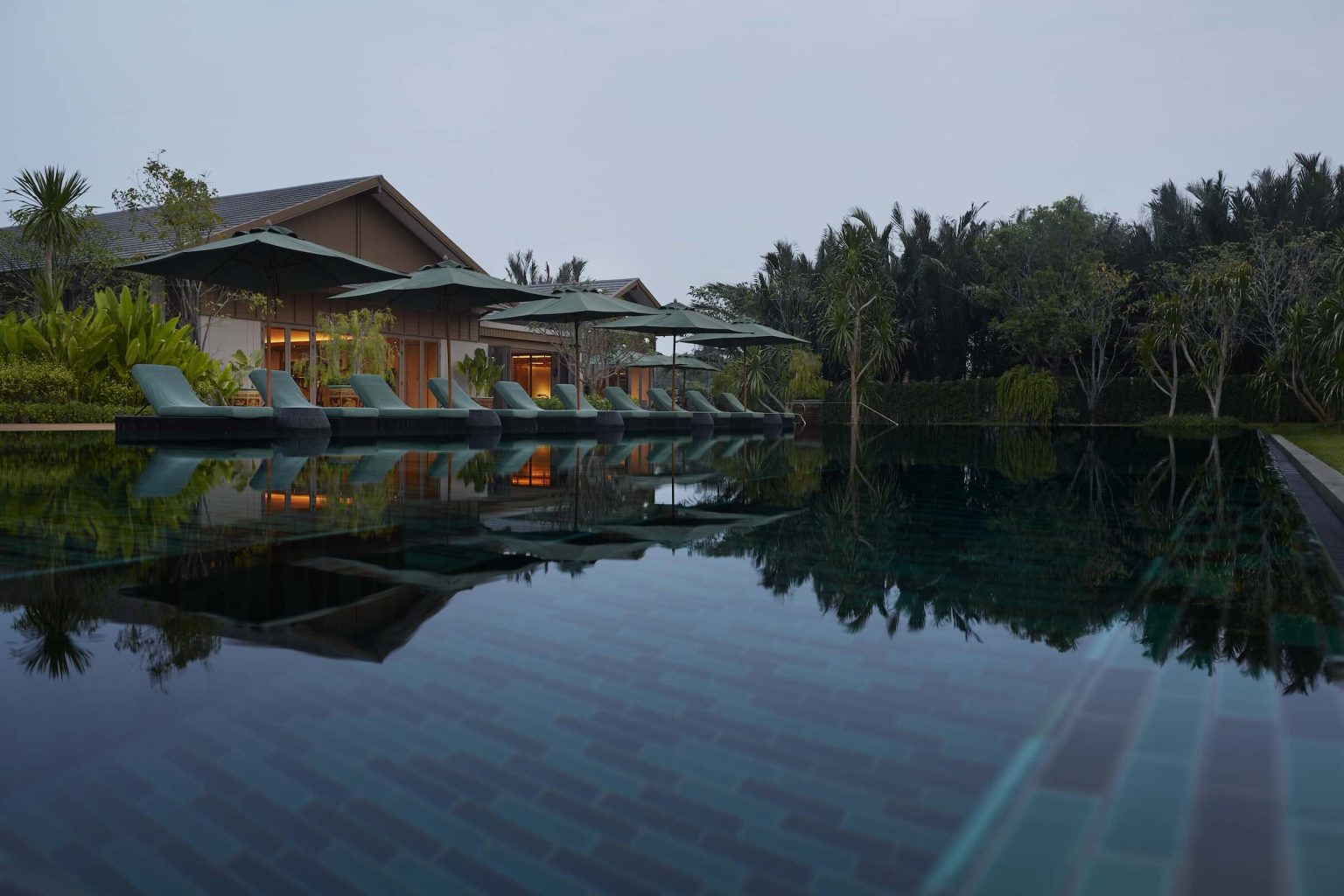 What It’s Like to Stay at Rakxa, an Integrative Luxury Wellness Resort ...