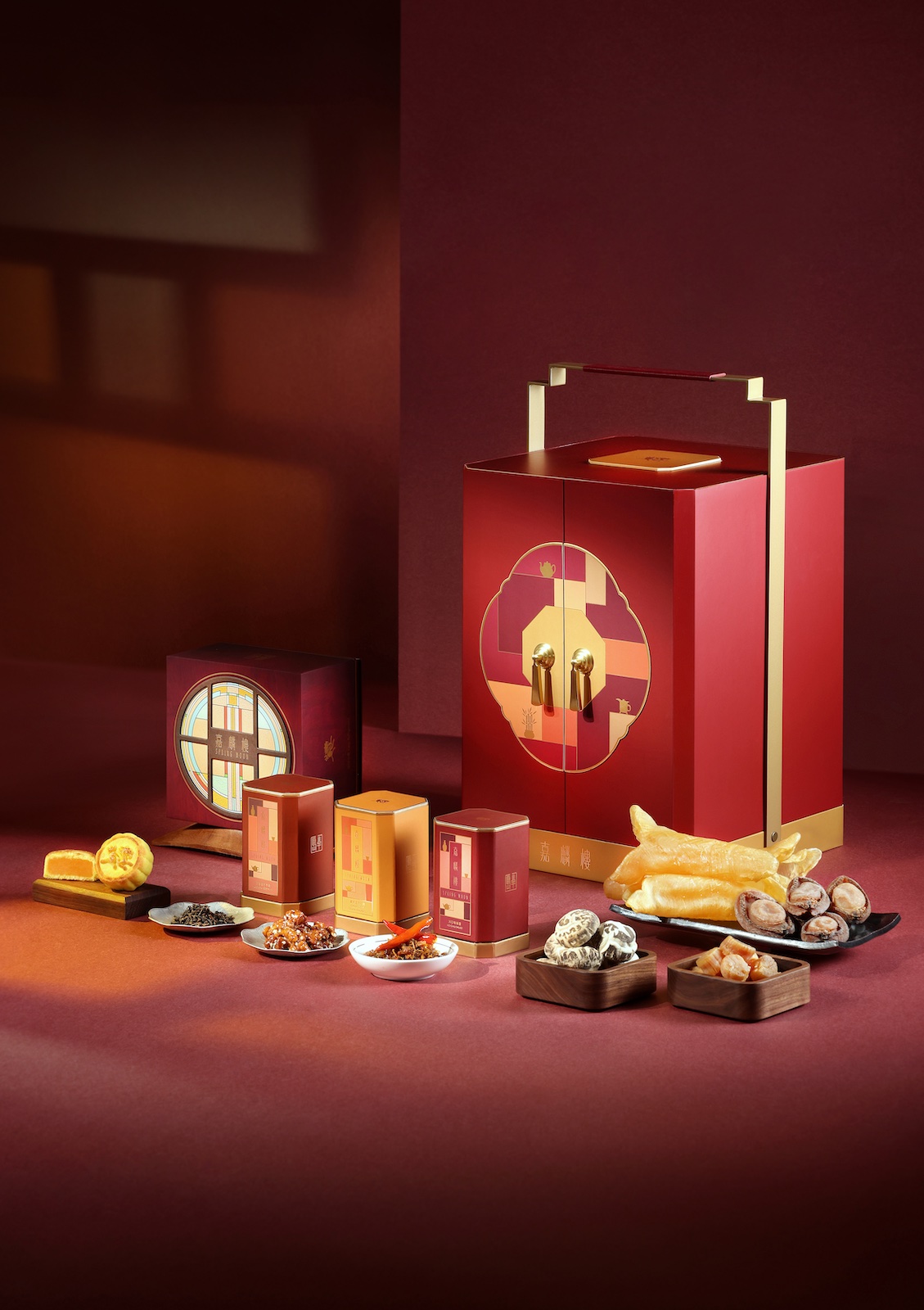 Mooncake Magic and Sumptuous Cantonese Dishes at The Peninsula Hong ...