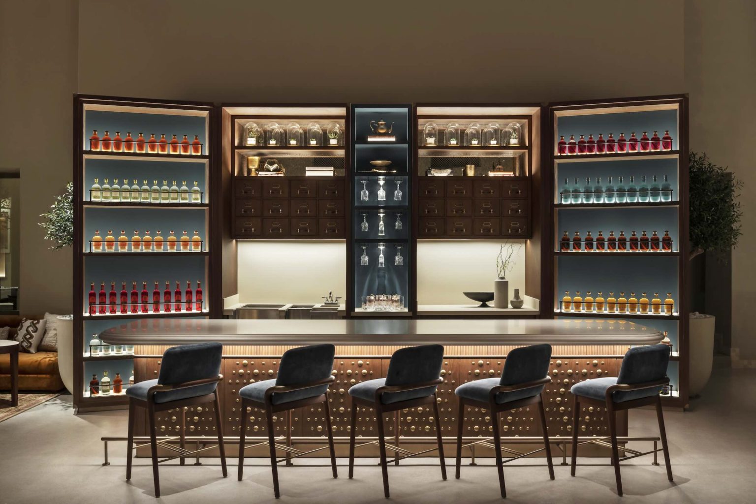 This Seminal Desert Resort in Dubai Embraces a New Chapter of Arabian ...